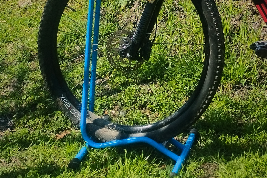 Tower Stand — Bike Floor Stand for upto 29" Wheels – NAC